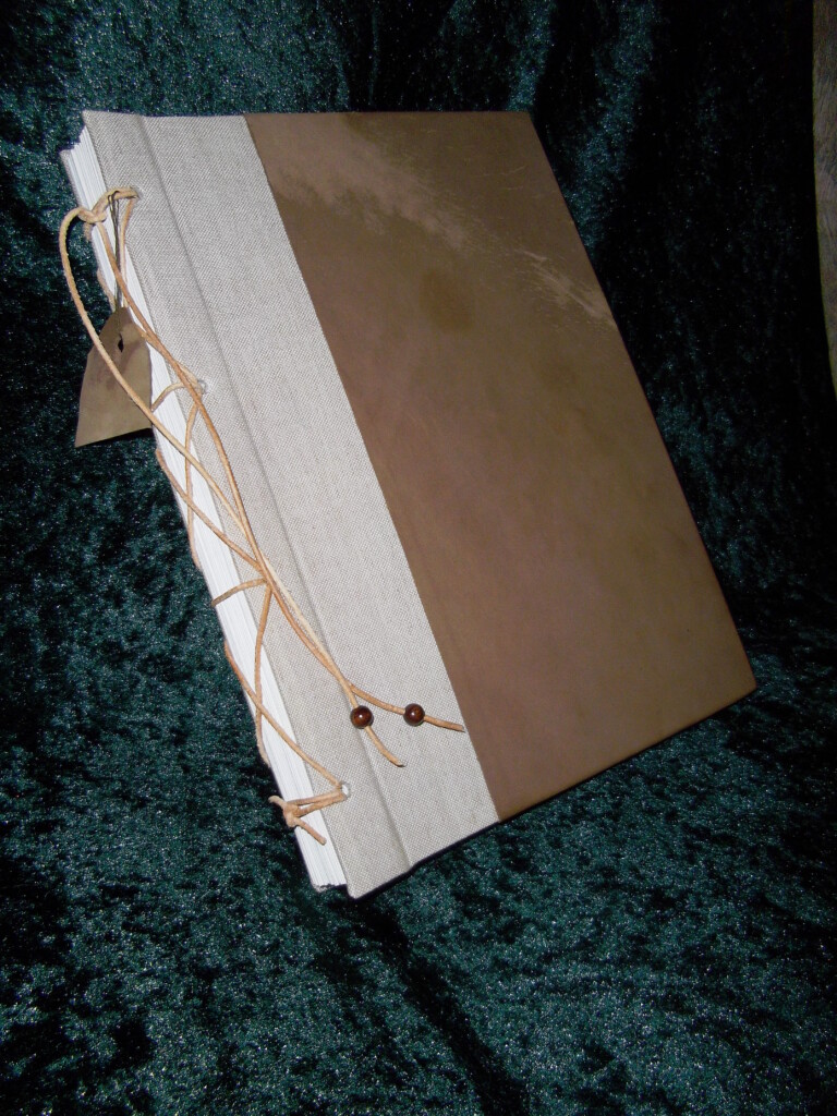 Gebunden ist nicht gleich gebunden – Magical Bindery